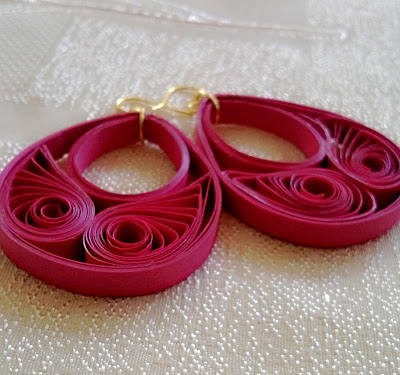 Quilled earrings.. - A little love everyday!