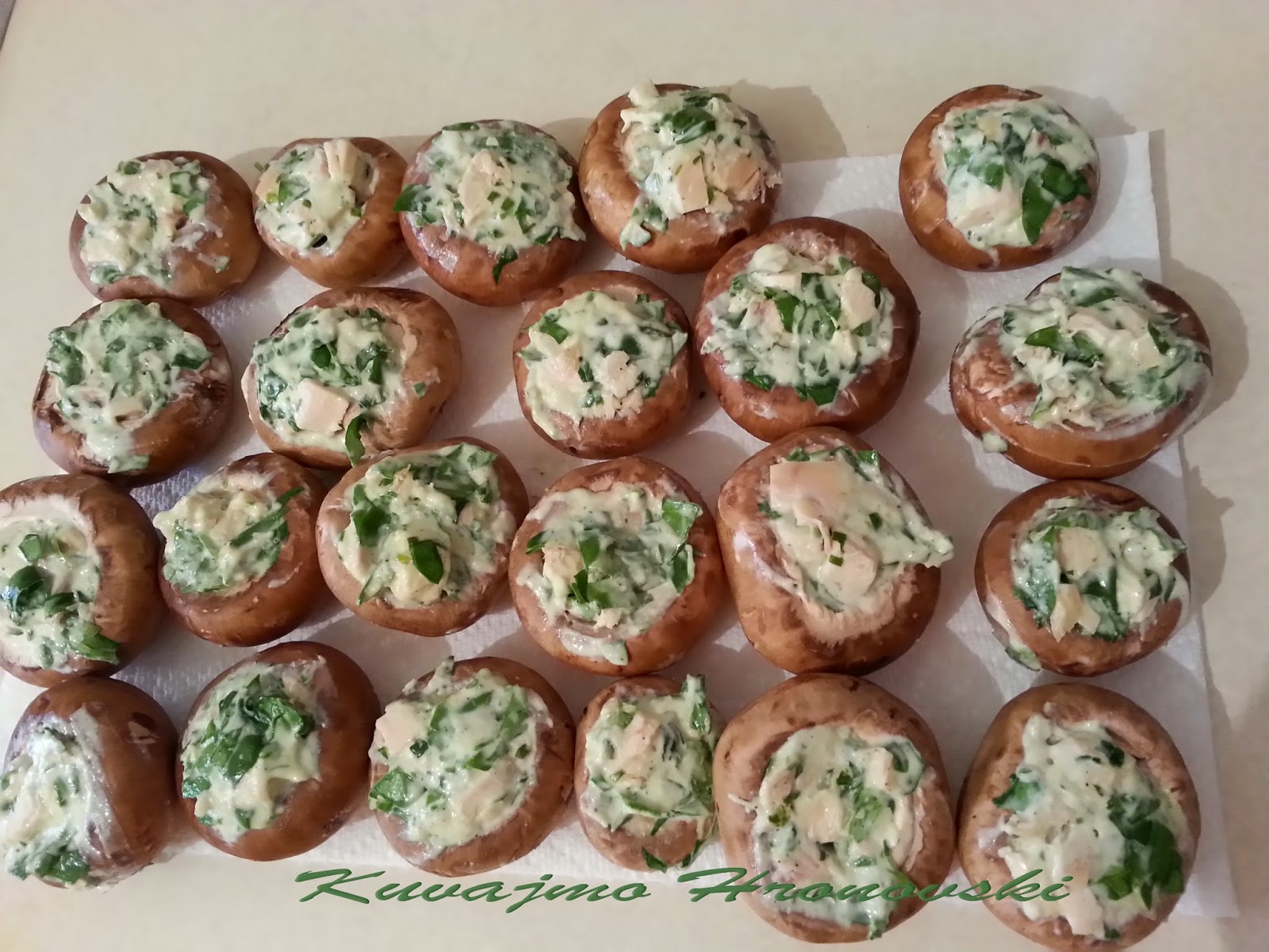 VARJACOM KROZ SVET: BRAON PECURKE PUNJENE