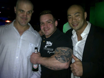 LA PERFECTION FAITE HOMME: AARON LAMBO 02