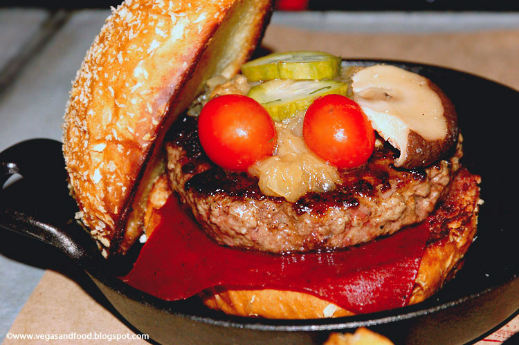 Plan Check Kitchen + Bar - West L.A. - Vegas and Food