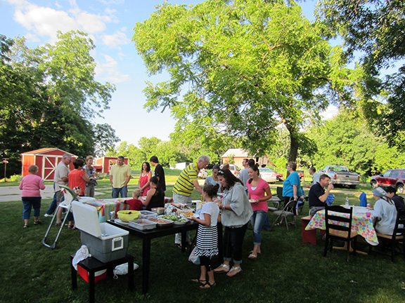 Joyfully Becca: neighborhood bbq