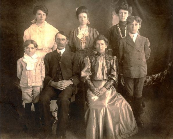 Roberts Family tree: Mazeffa Roberts Family