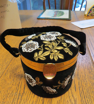 Vintage Couture-Inspired Women's Fashion and Style Blog: Box Handbag ...