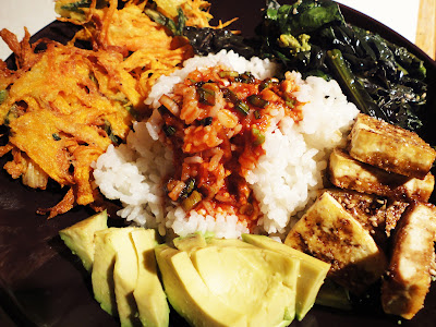 QUATRE GATS VEGAN KITCHEN: BIBIMBAP (Korean Rice With Vegetables)