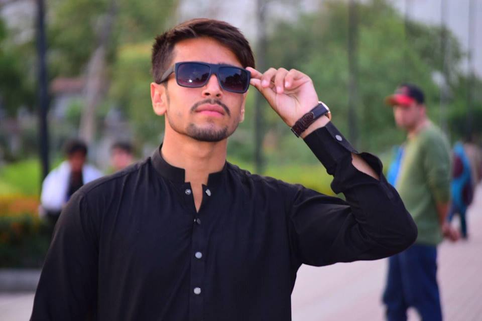 Kamran Jan Pic - Online website Kamran Jan