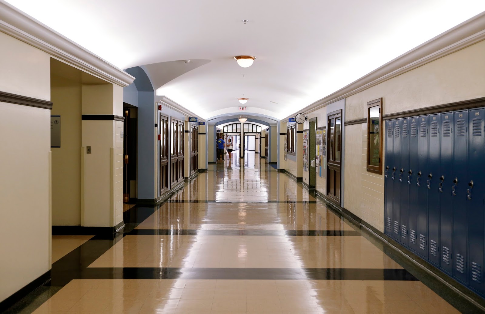 Mark Kodiak Ukena: Architectural Digest Declares Lake Forest HS Most ...