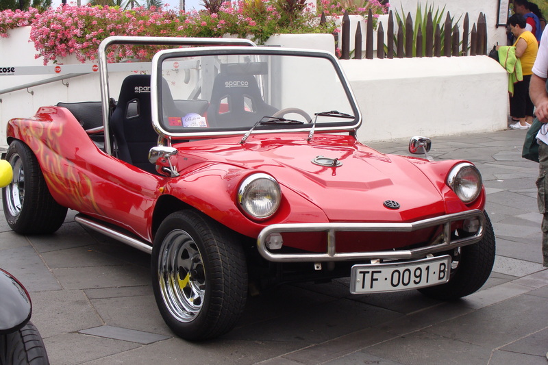 Eduardo Pérez-Ascanio VW. Tenerife: Historia del Escarabajo: Buggy Puma.