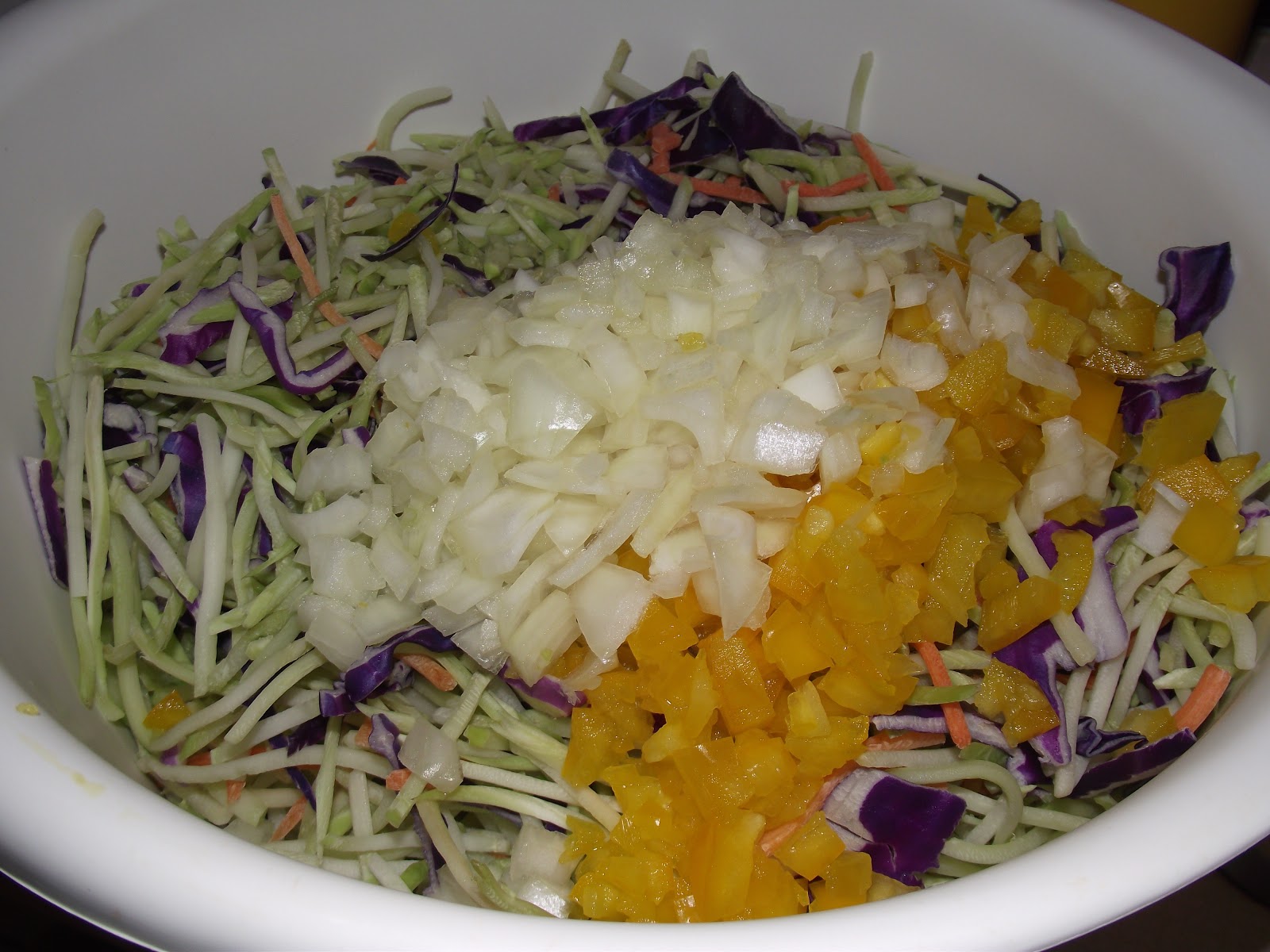 The Unabashed Kitchen Wench: Party Parmesan Broccoli Slaw