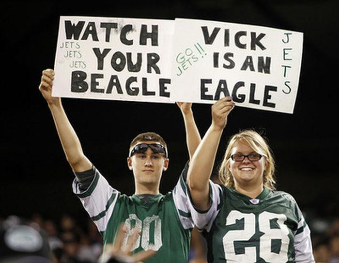 20 Funny Sports Fan Signs Funny Signs 20-funny-sports-fan-signs-funny-signs