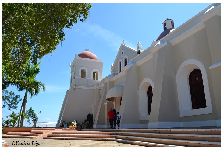 Ningún lugar está lejos... en RD: Devoción mariana en el Santo Cerro