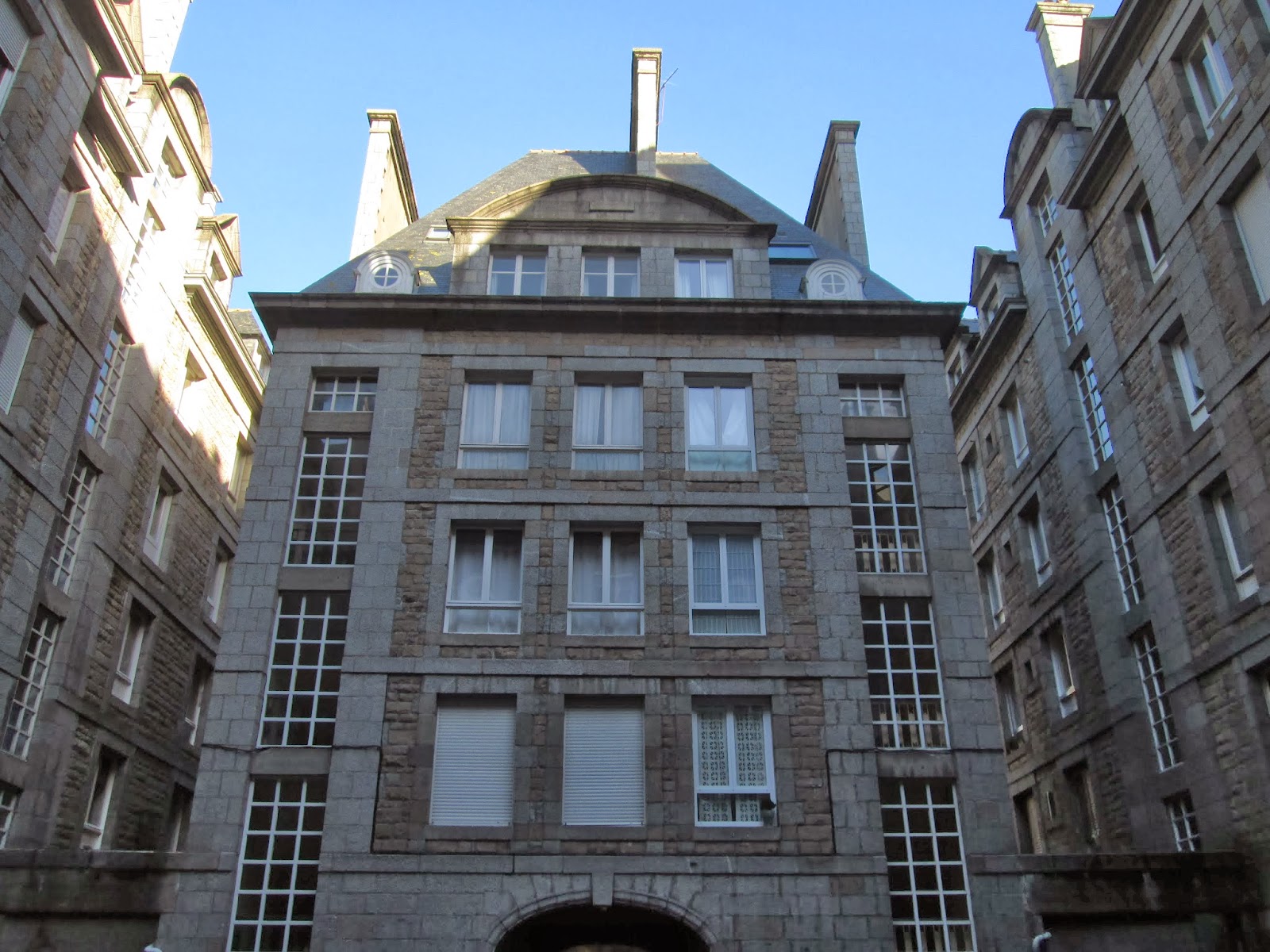 EntreVoir: Louis Arretche - reconstruction et aménagement urbain de ...