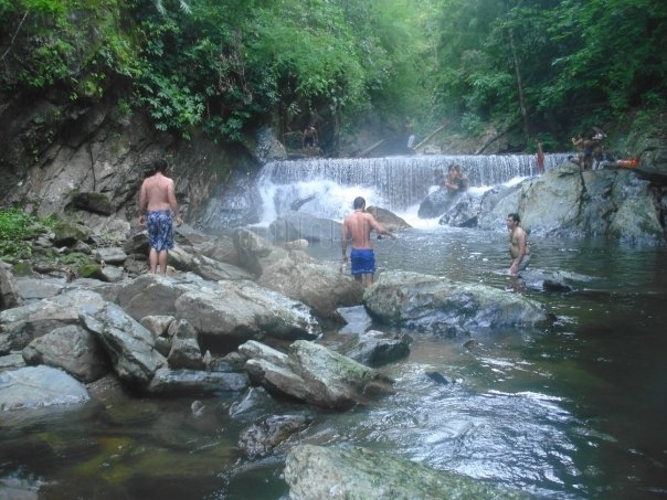 TURISMO EN VARGAS: CASCADAS Y RÍOS DE VARGAS
