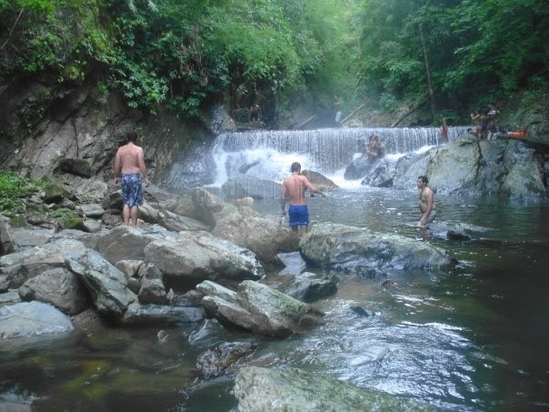 TURISMO EN VARGAS: CASCADAS Y RÍOS DE VARGAS