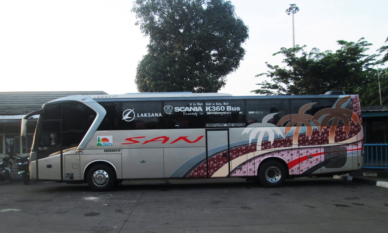 SCANIA K360IB ~ WORLD BUSES