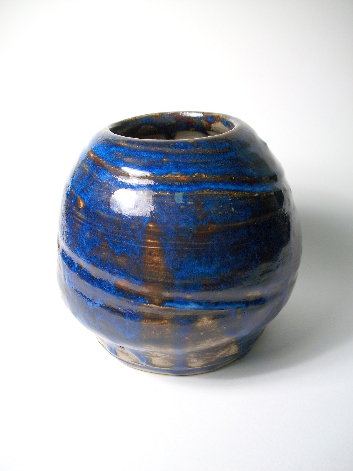 Artistic Explorations: Ink, Vines and Ink Vein