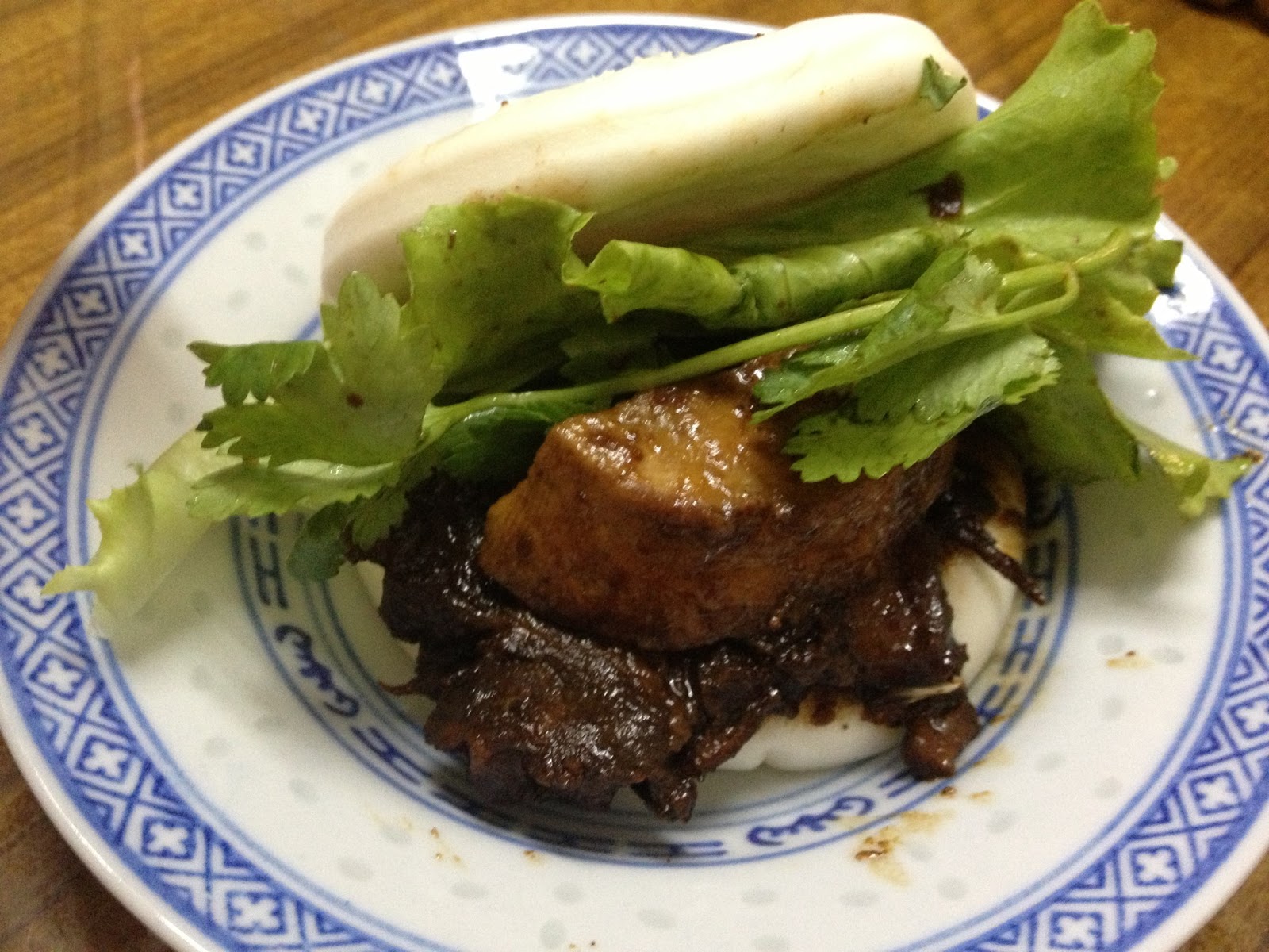 Sassy Haven: Kong Bak Pau 扣肉包 (Braised Pork Belly with Yam)