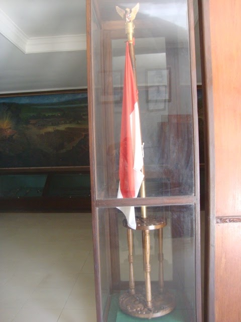 MUDAH BELAJAR IPS SMP : MONUMEN PALAGAN AMBARAWA & MUSEUM ISDIMAN