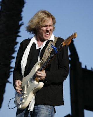 Kenny Wayne Shepard- "Blue on Black" - Song of the Day [9/8/13 ...