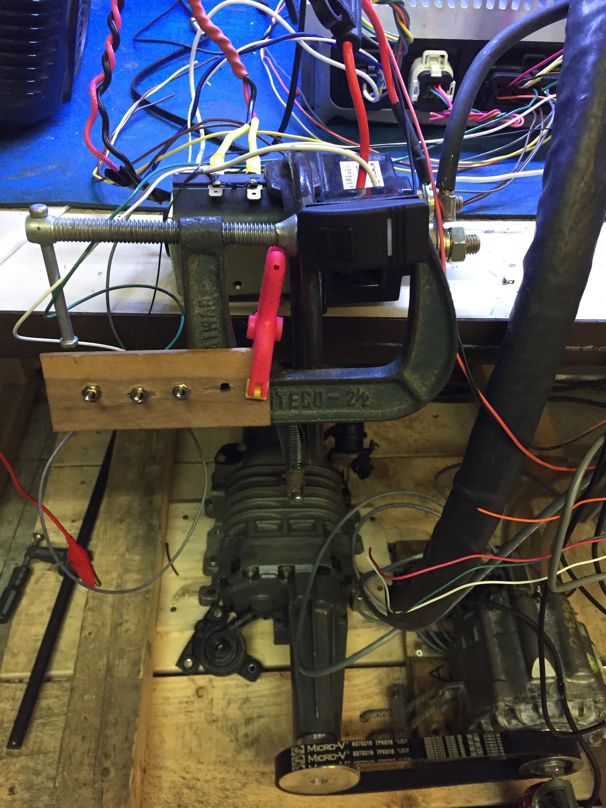Top Notch: Electric Boat using a SEVCON espAC motor controller