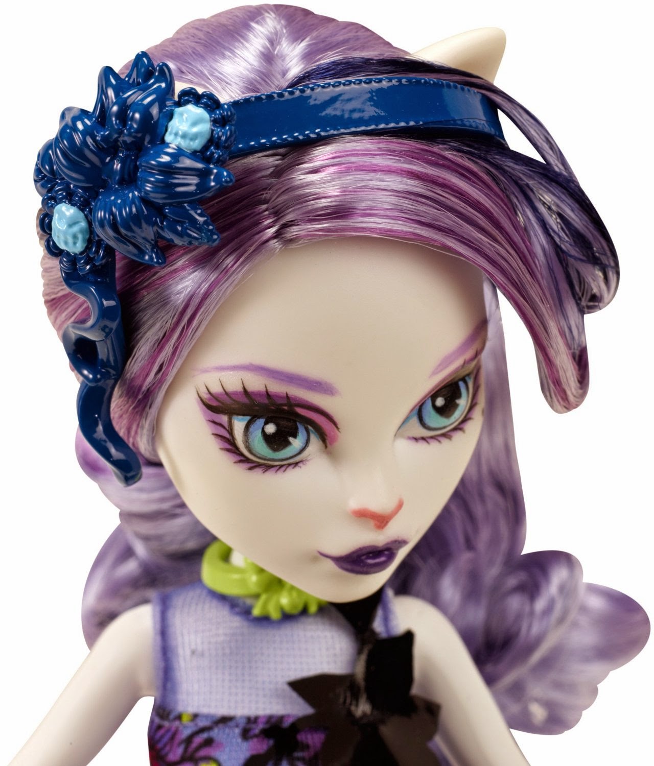 monster high: Gloom ‘n Bloom Catrine DeMew/gigi y clawdeen Freaky field ...