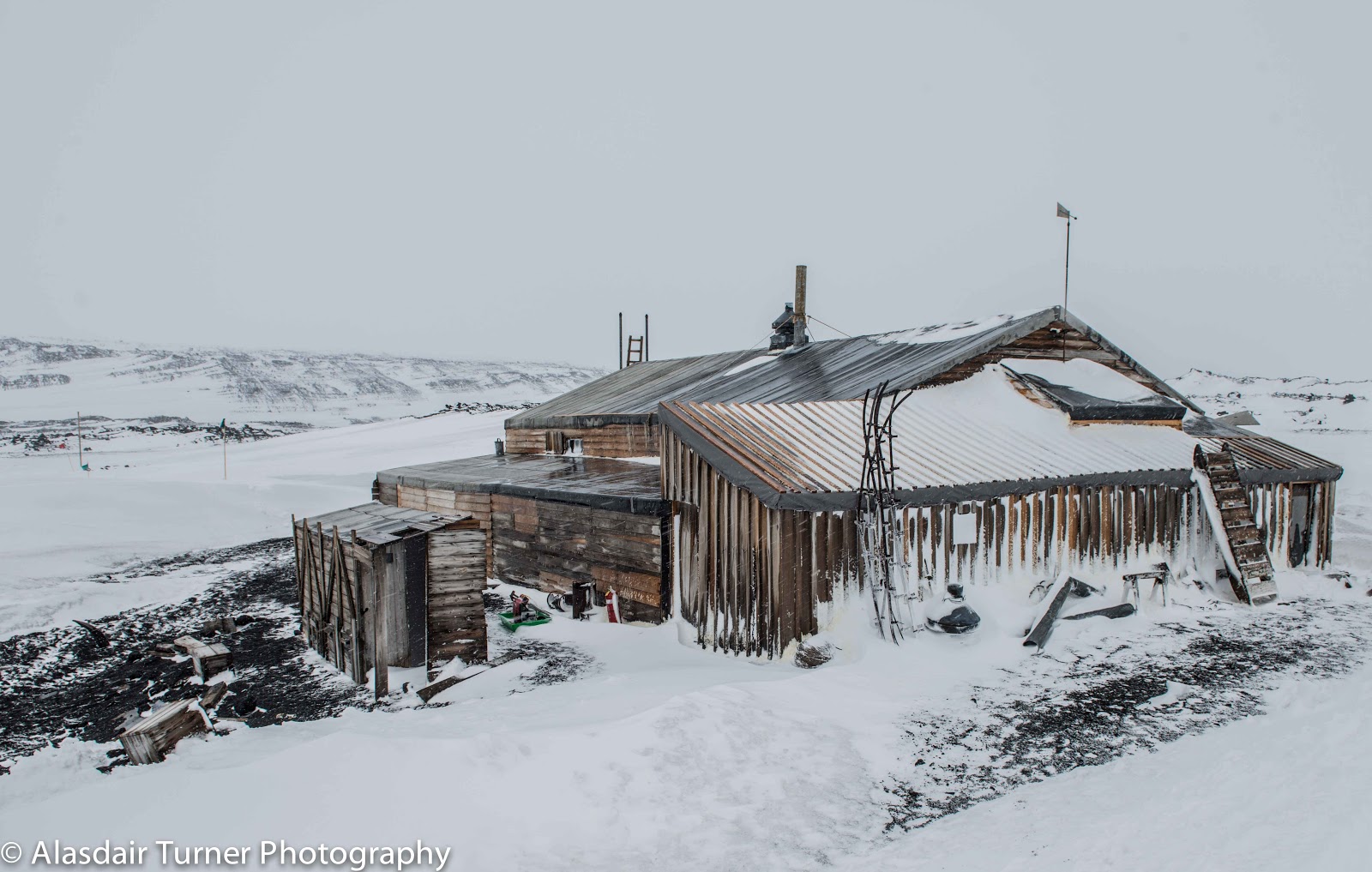 Alasdair Turner Photography: Captain Scott's Terra Nova Hut, Cape Evans ...