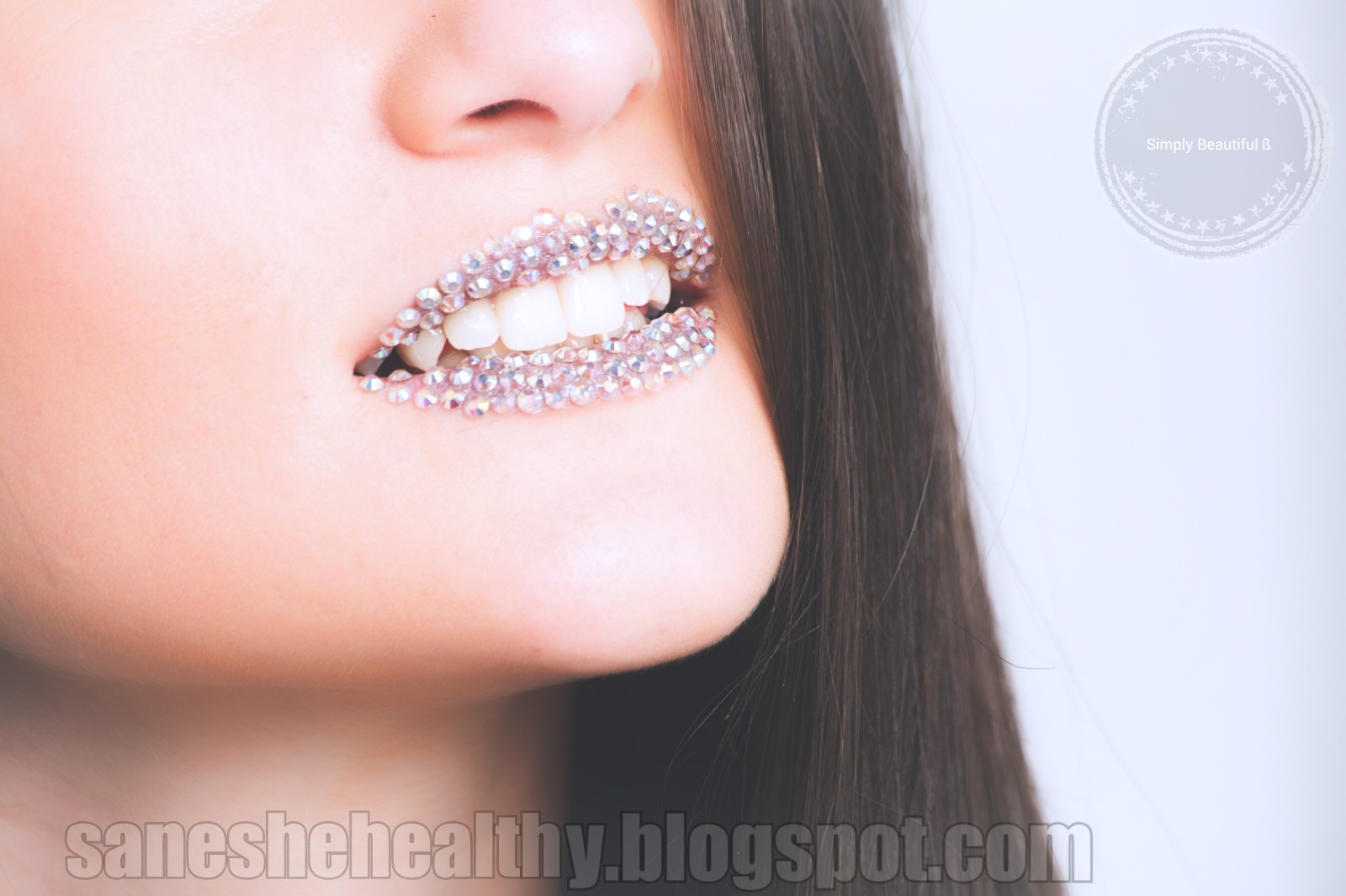 Health blog: Teeth whitening trick recommended by dentist.
