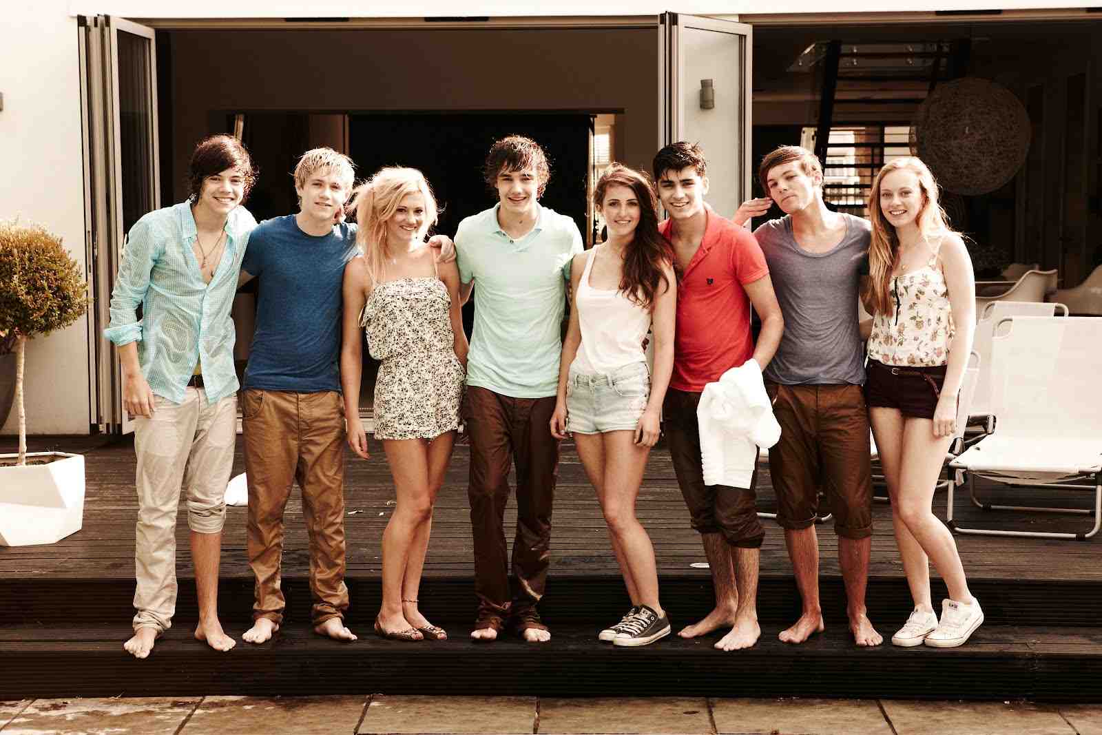 LONDON SCHOOL OF MODELLING: LONDON SCHOOL OF MODELLING AND ONE DIRECTION