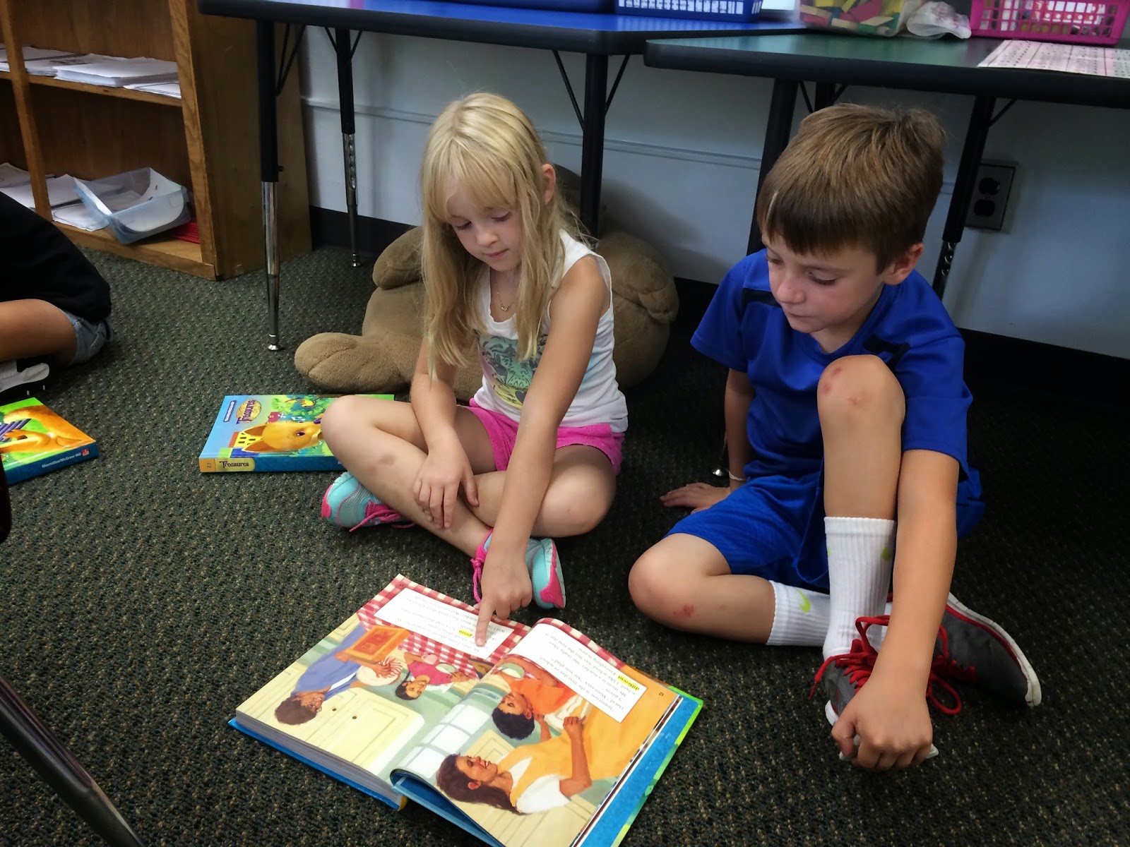 Mrs. Cowburn's Cuties: Eekk! Reading Strategies