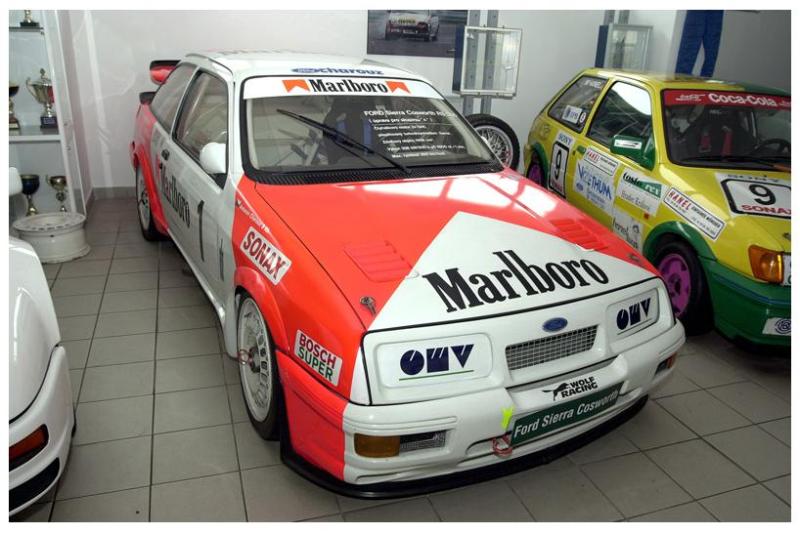 15k Flash: 1992 Ford Sierra Cosworth Race Car - DailyTurismo