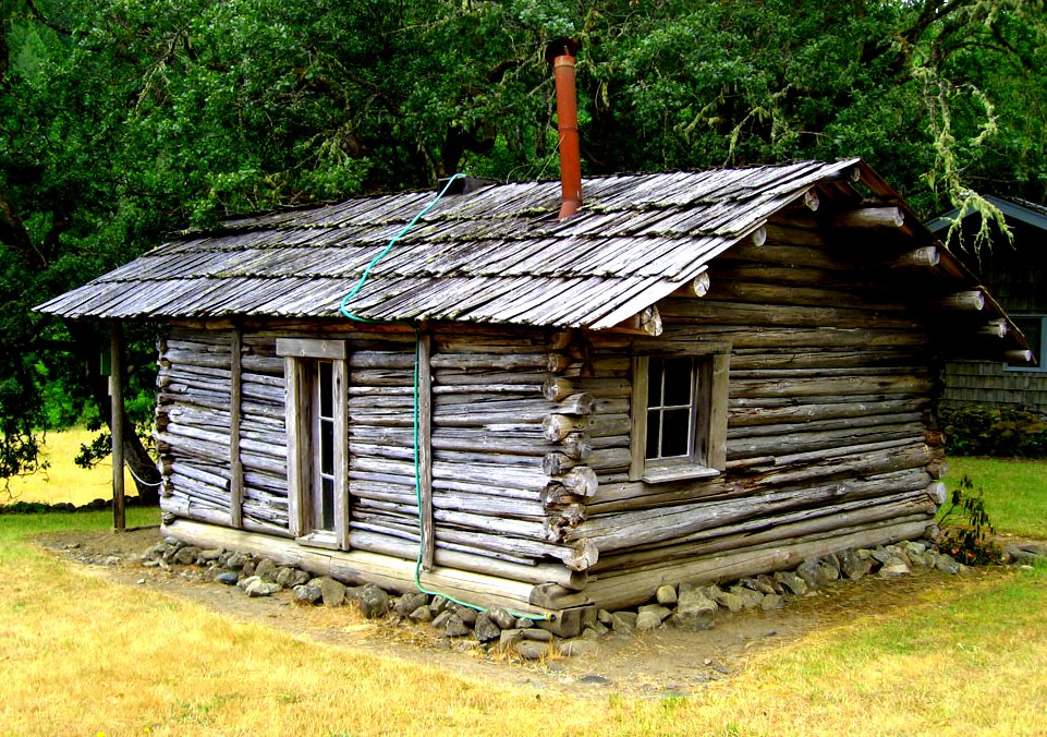 Relaxshacks.com: THIRTEEN Tiny Dream Log Cabins- AND a floating log home!