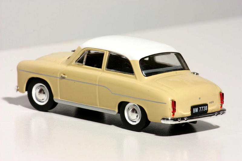 MiniAutoHobby: FSO Syrena 103