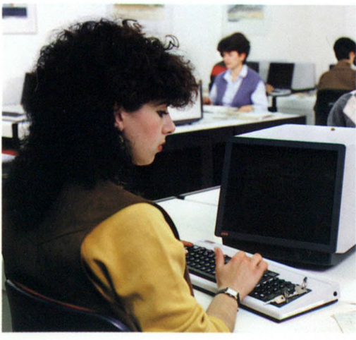 Φίλοι Εμπορικής Τραπέζης της Ελλάδος: TELEPROCESSING - ΗΛΕΚΤΡΟΝΙΚΟ ΚΕΝΤΡΟ