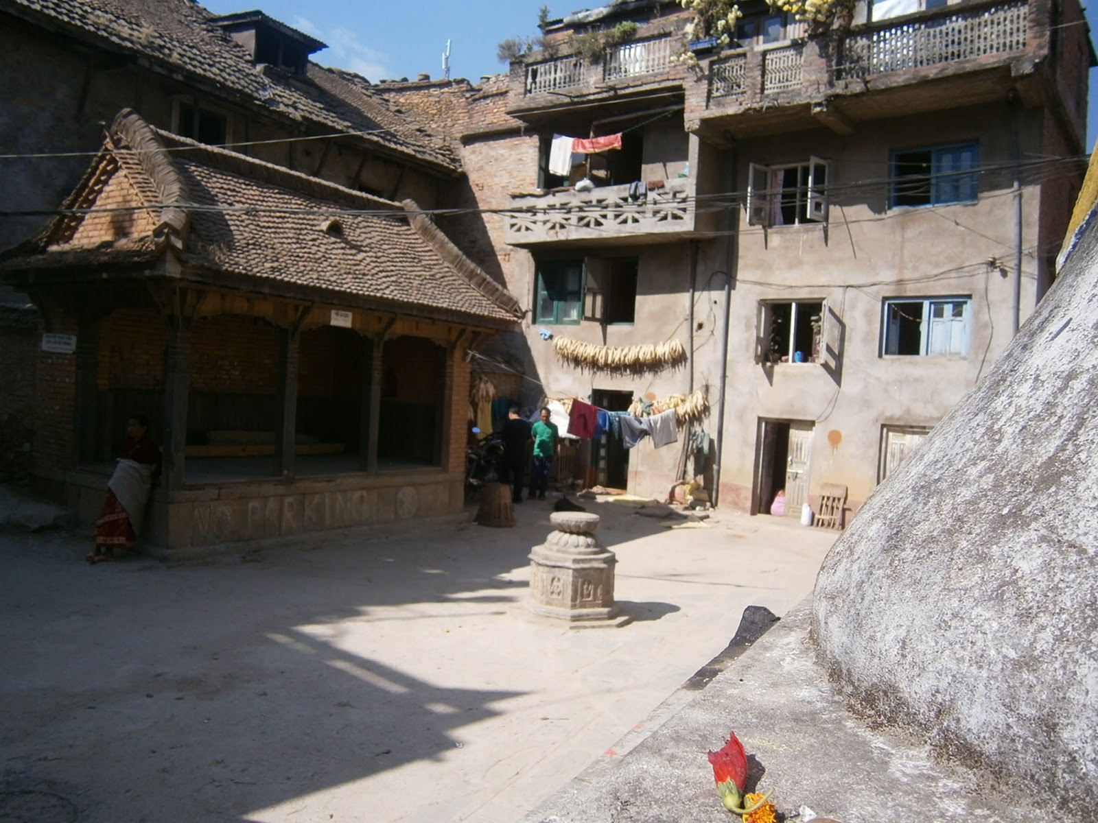 Voyage au Népal...Vojaĝo en Nepalo. : Le village de Chovar ... Vilaĝo ...