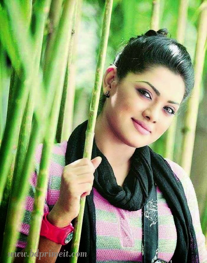 Actress Nusrat Imroz Tisha photos, age, hieght, family, natok list ...