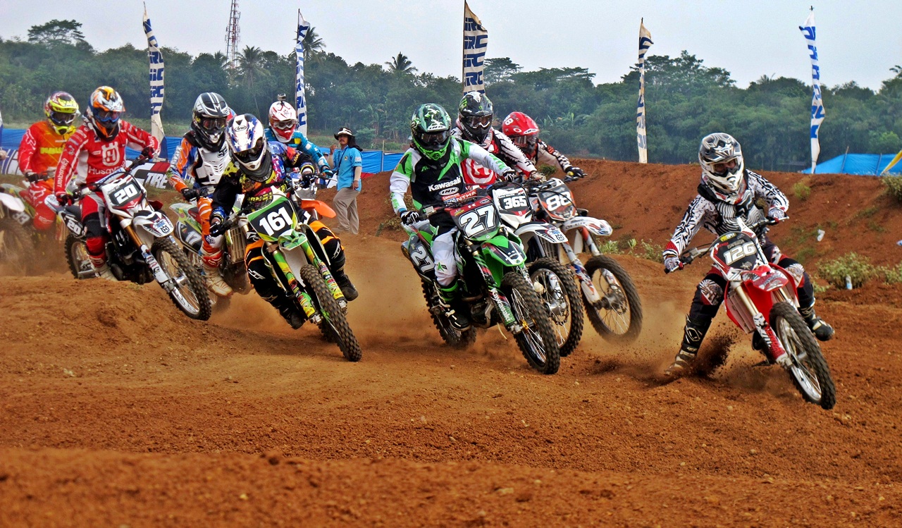 motor cross banjit: MOTOR CROSS BANJIT