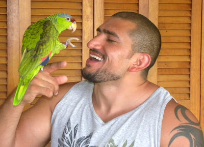 LA PERFECTION FAITE HOMME