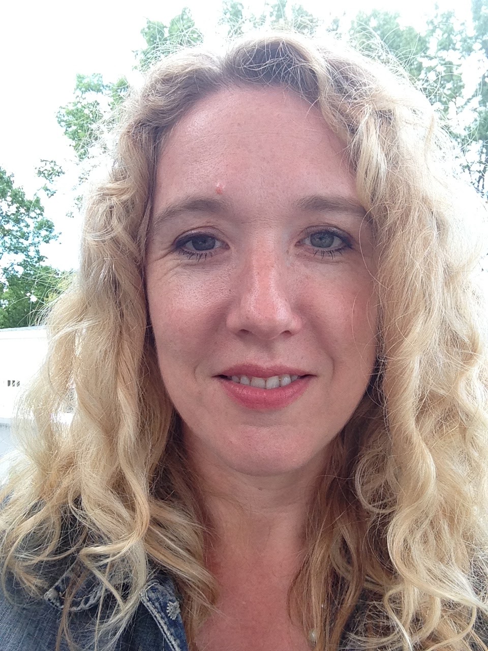 Awfully Big Reviews Big Archive: Lilliput, by Sam Gayton. Reviewed by ...