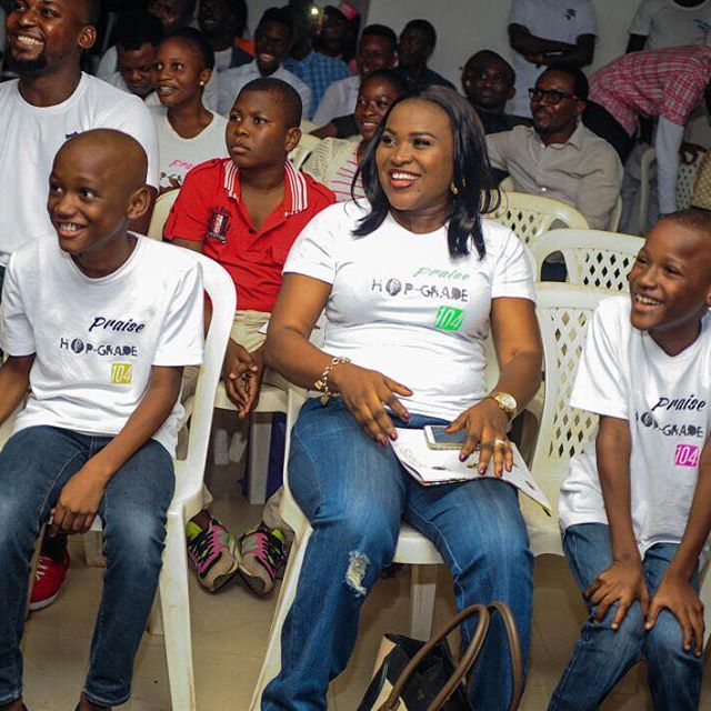 Tuface Babymama Sumbo Adeoye, Shares Lovely Pictures With Husband And ...