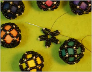 How to Make Beaded Ball Tutorials / The Beading Gem