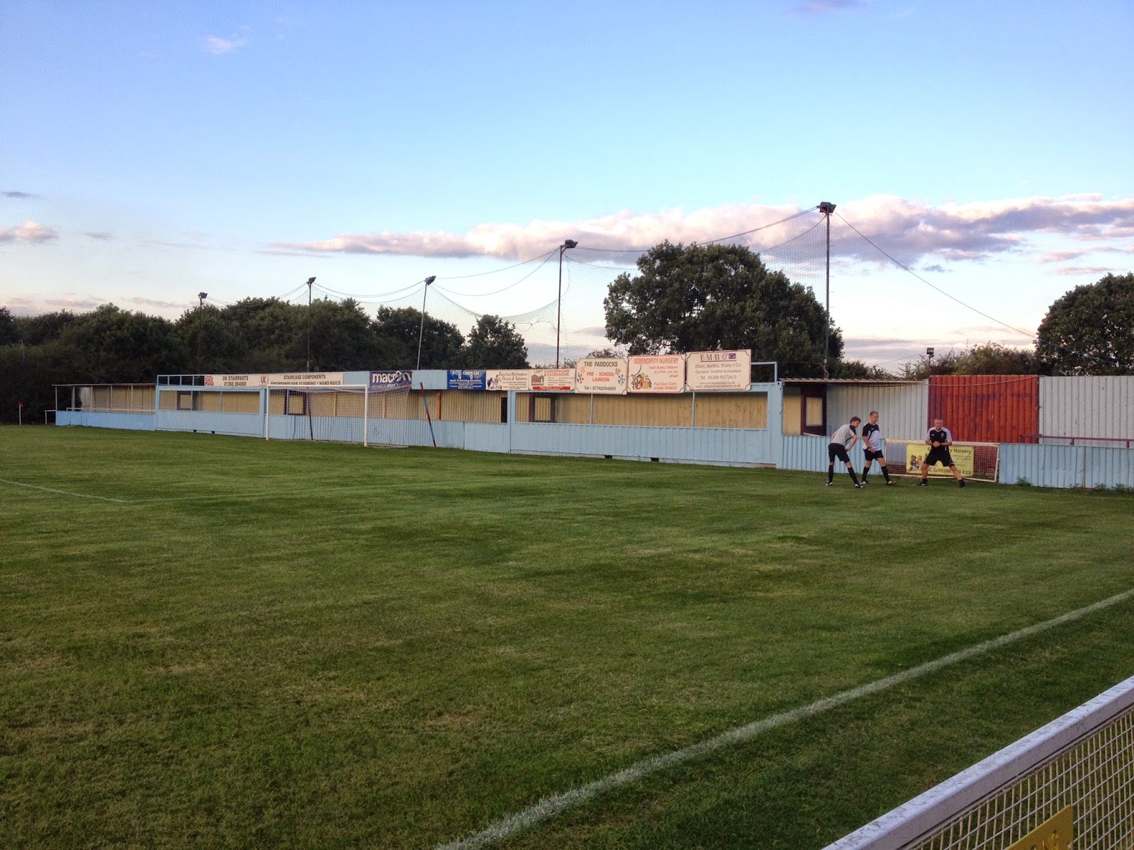Football Grounds visited by Richard Bysouth: Bowers & Pitsea FC