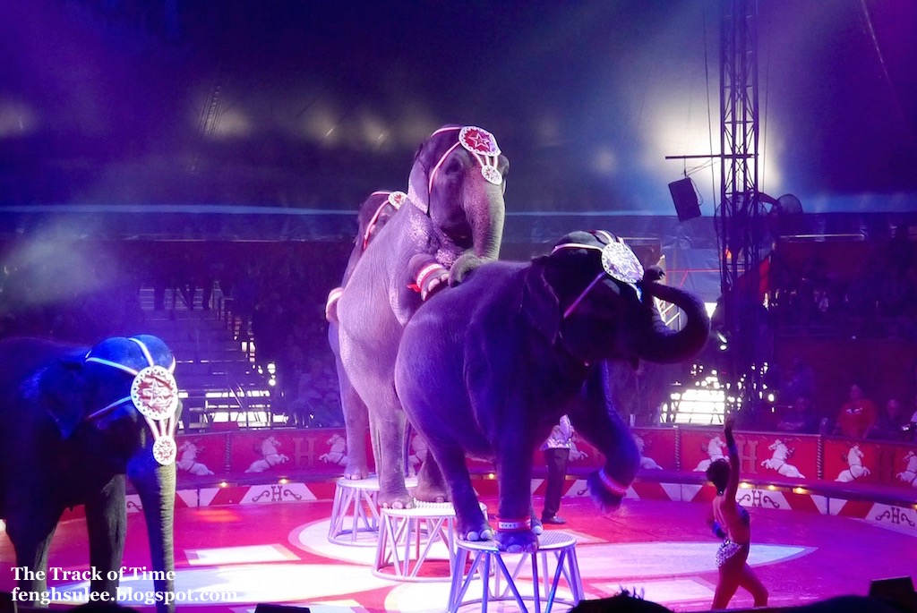 Big E 2016 - Circus Spectacular | The Track of Time