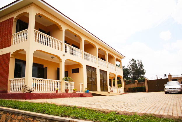 Arms Wide Open: Guest House Pics