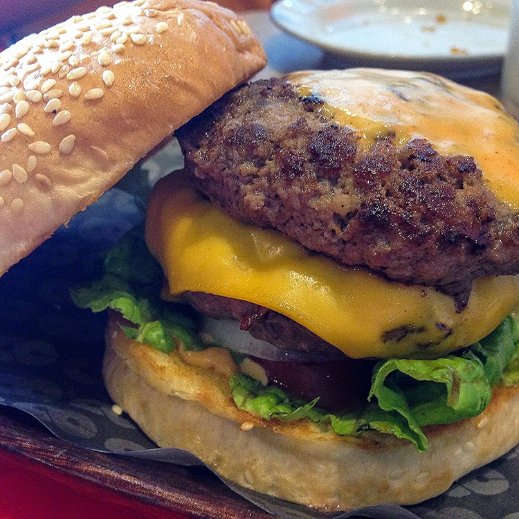 The Phenomenal Mama: {Weekend Footnotes} 8 Cuts Burger + RECIPE: Pasta ...