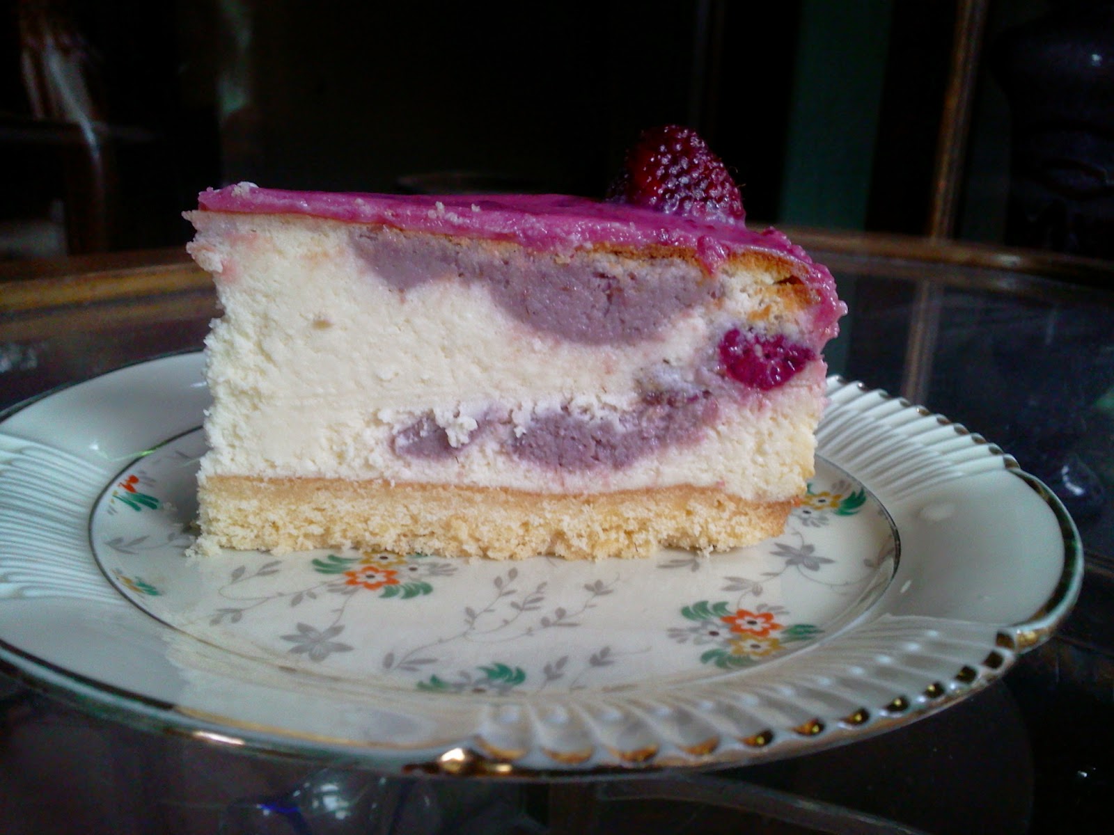 Zakalce mego życia: Sernik z malinowym curdem i malinowym ganache