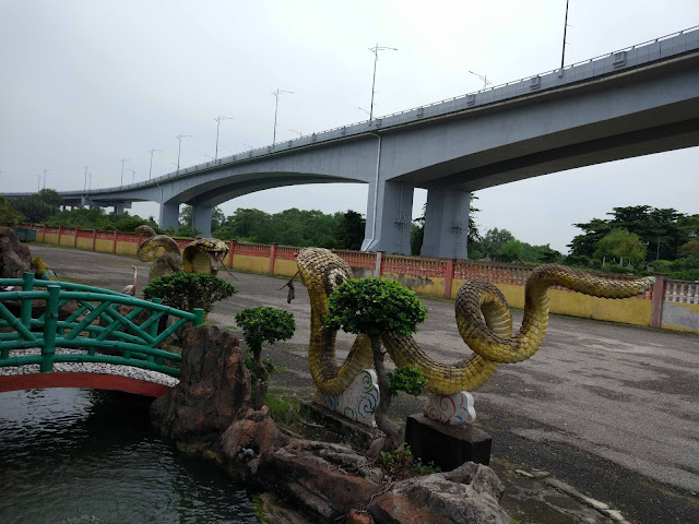 LeoTay: _- T -_ Snake Temple (天福宫)， Klang