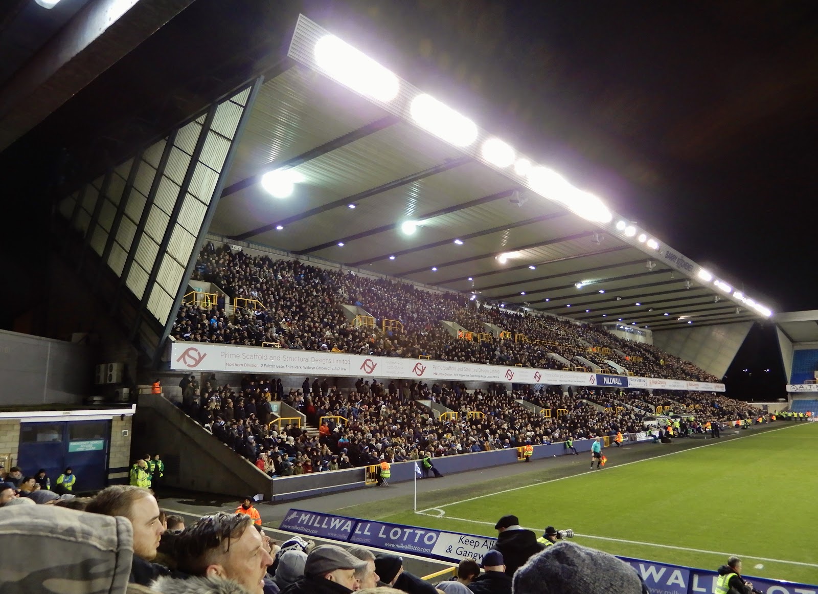 Extreme Football Tourism: ENGLAND: Millwall FC