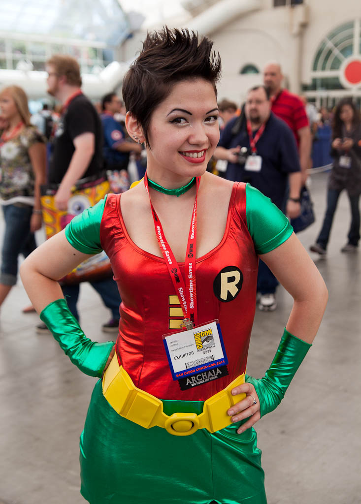 Female Robin Cosplay ~ greatswimsuits