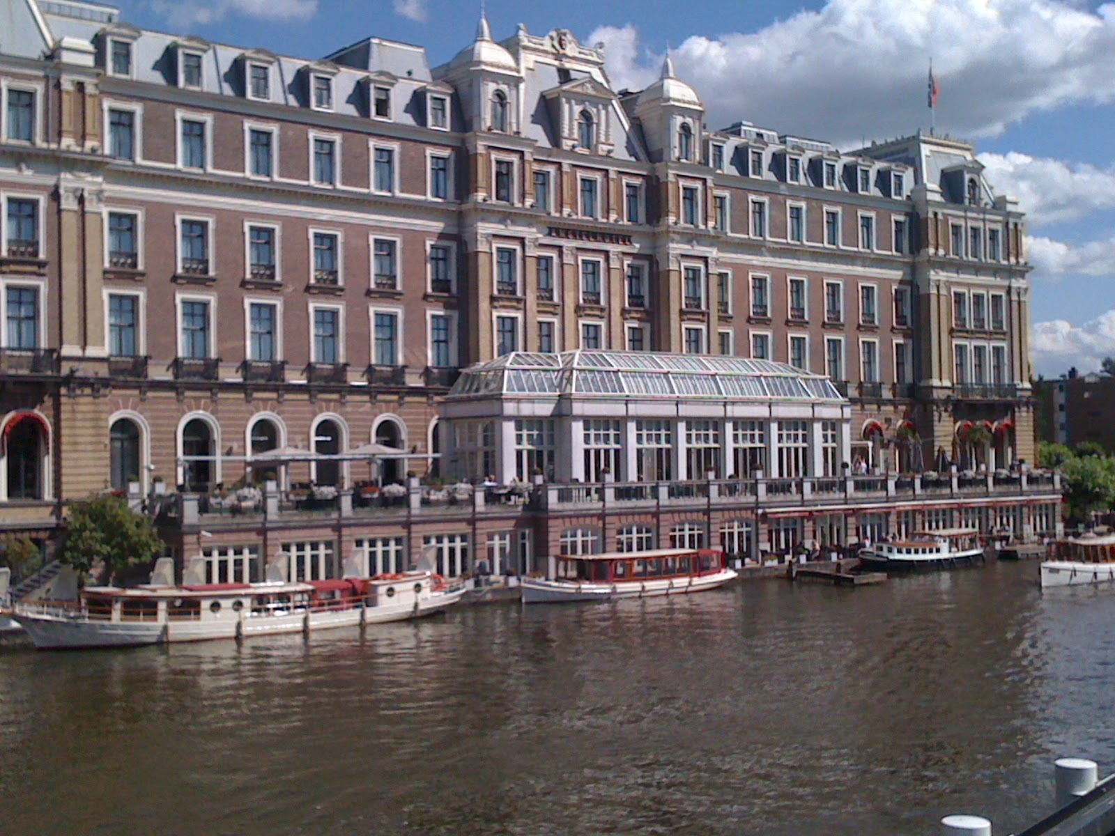 AMSTERDAM TOURIST INFO, Travel Guide Amsterdam: More than 1100 hotels ...