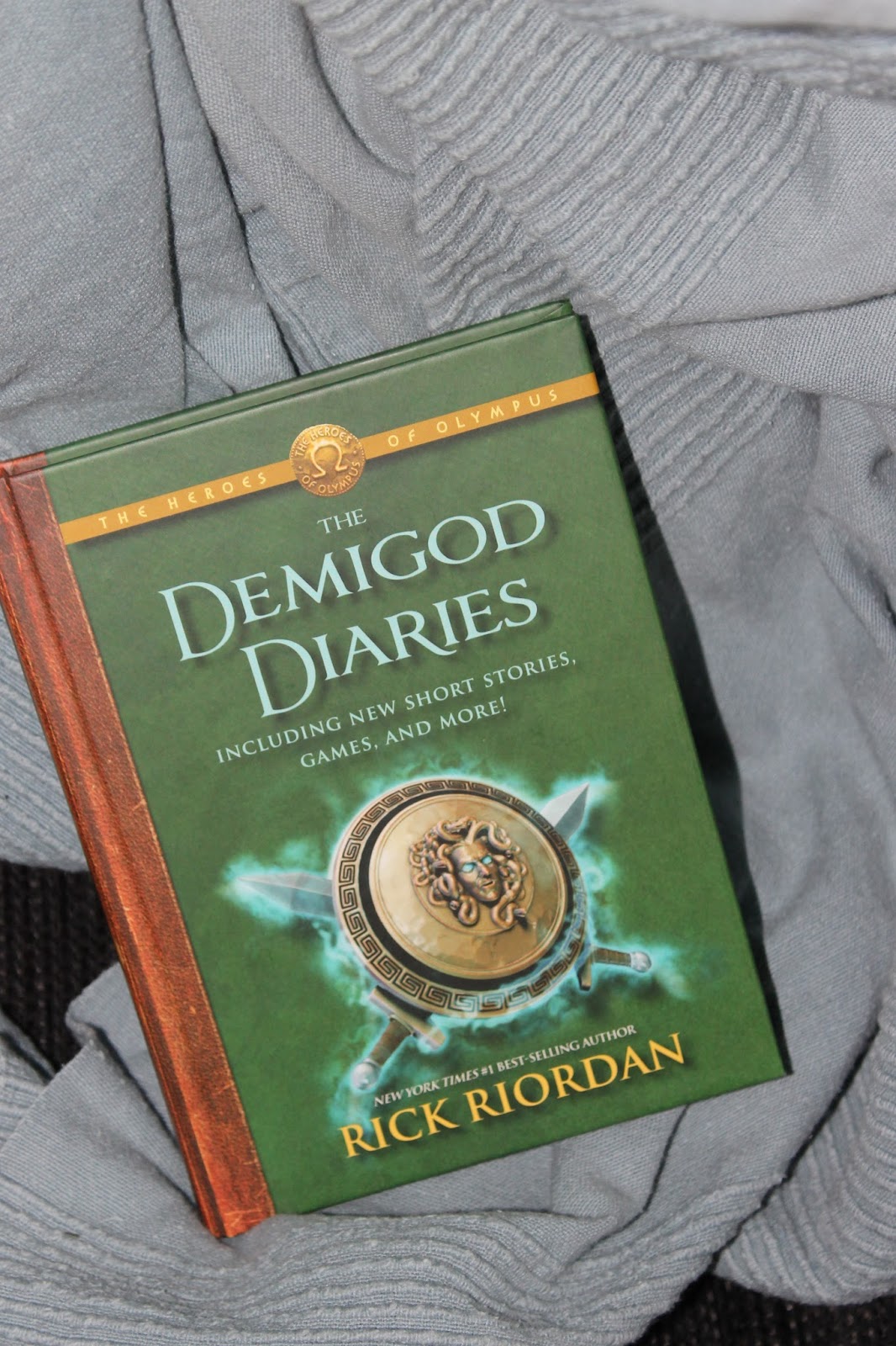 Bookfinger: Riordan x 2: The Demigod Files & The Demigod Diaries