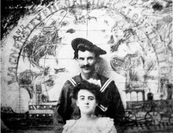 loveli: Miss September - Maud Wagner